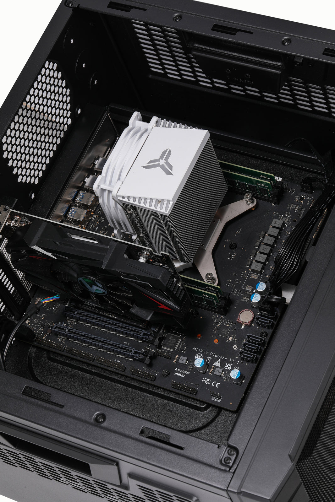 excellent racing cars; RISC-V based products – DeepComputing